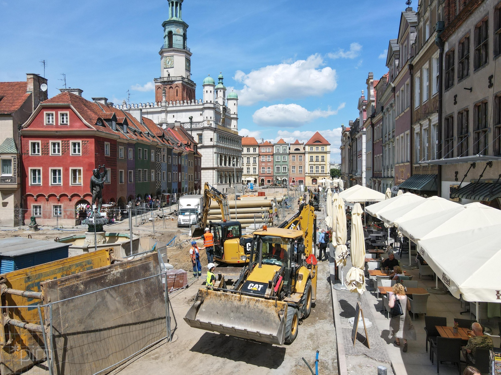Trasy dla pieszych przez rynek. Kolejna faza prac na Starym Rynku