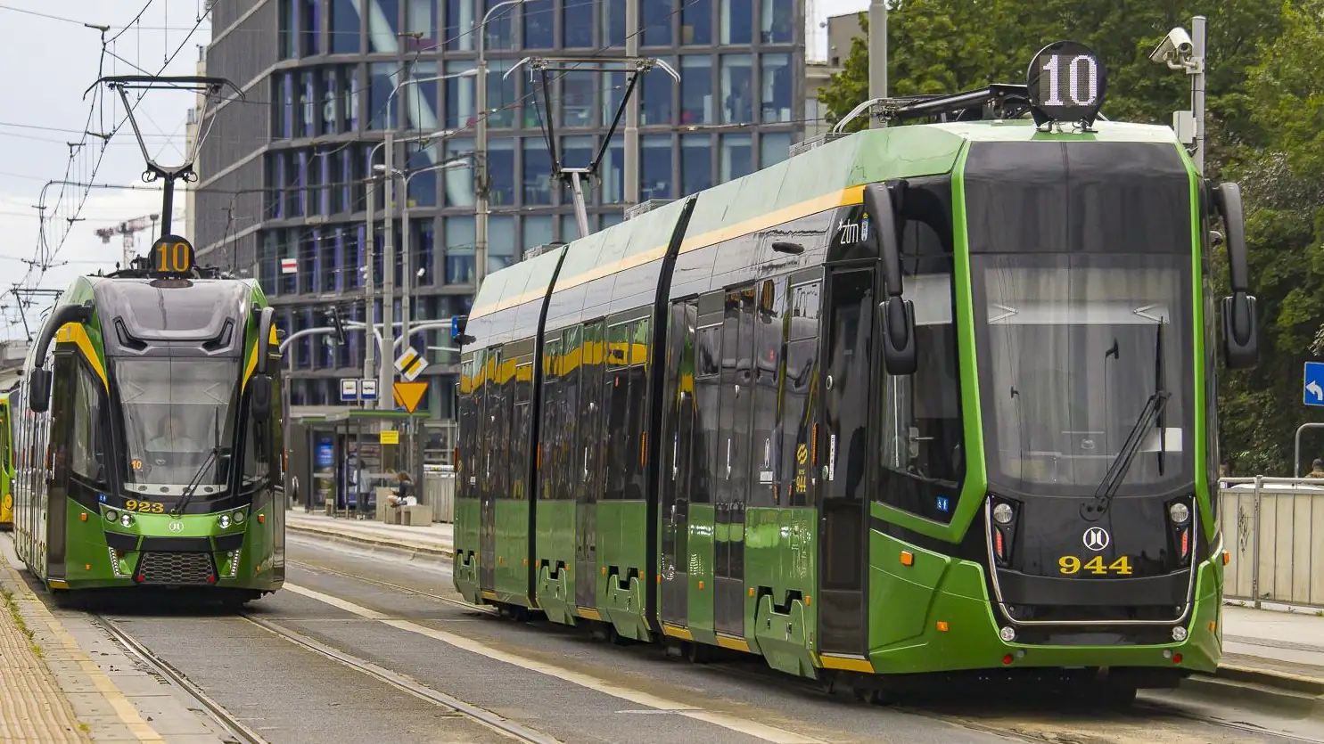 Nowoczesne tramwaje Gamma już wożą pasażerów. Kolejne w drodze ...